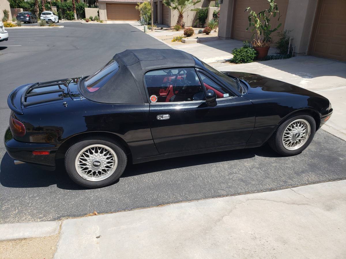 1993 Miata LE: Mazda Gem of the Day | MazdaMotoring